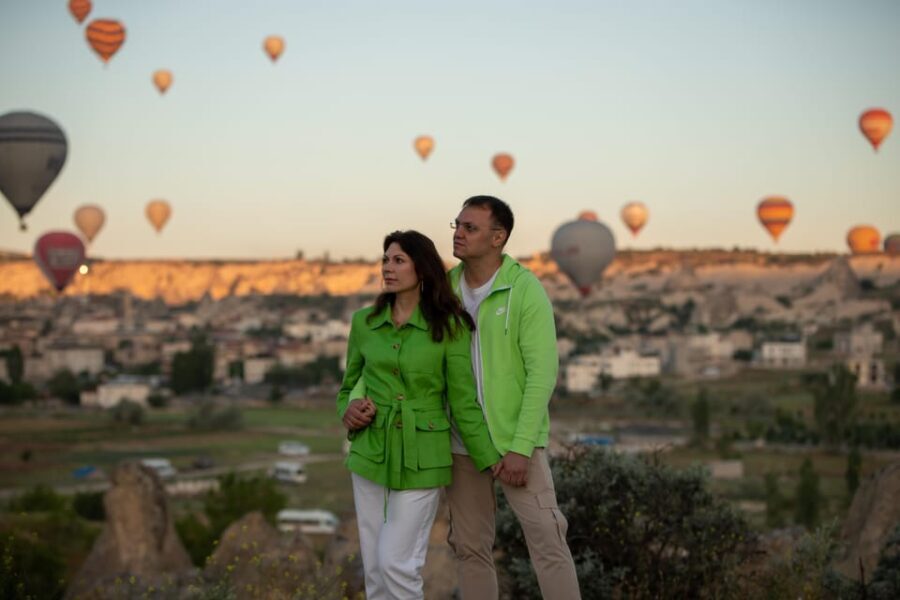 Göreme Valleys Photo Session with Balloons and Vintage Car - The Value of This Experience