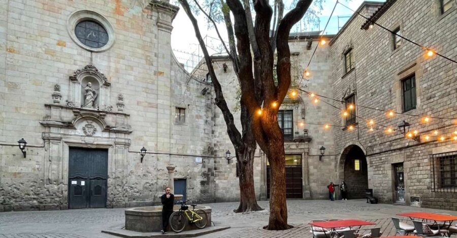 Gothic Quarter and Old City - The Itinerary Breakdown