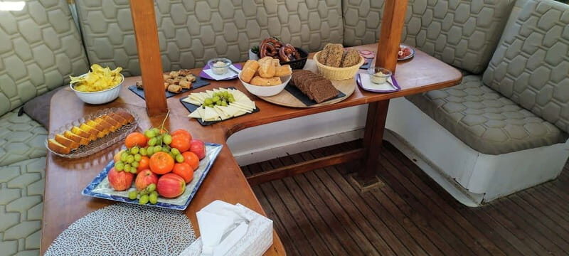Gran Canaria: Catamaran Tour with Lunch and Drinks - A Closer Look at the Catamaran Tour Experience