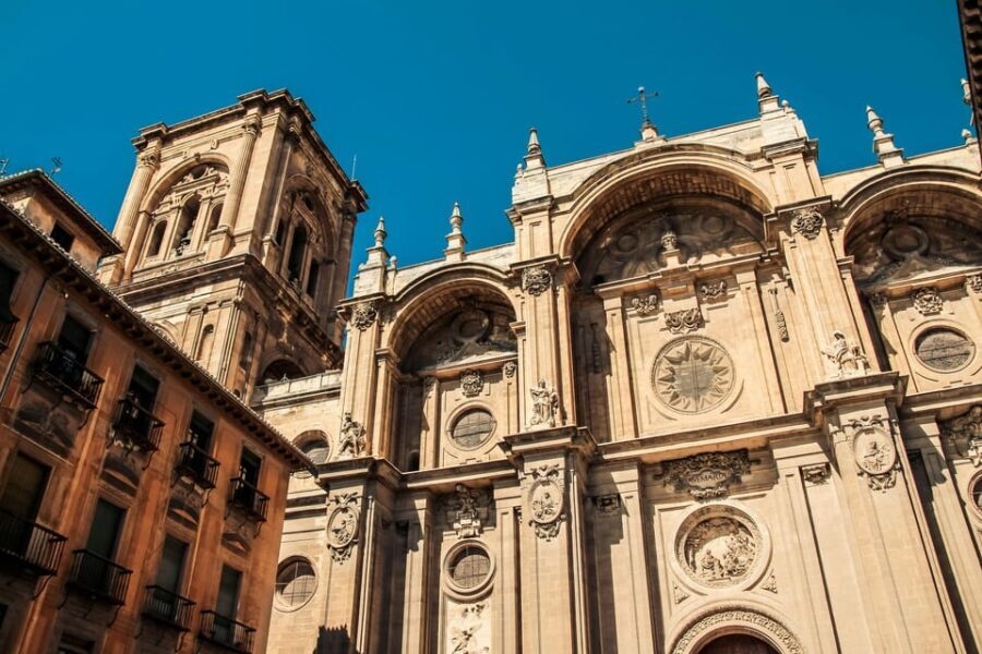Granada: Albaicín and Sacromonte Guided Private Walking Tour - Who Will Love This Tour?