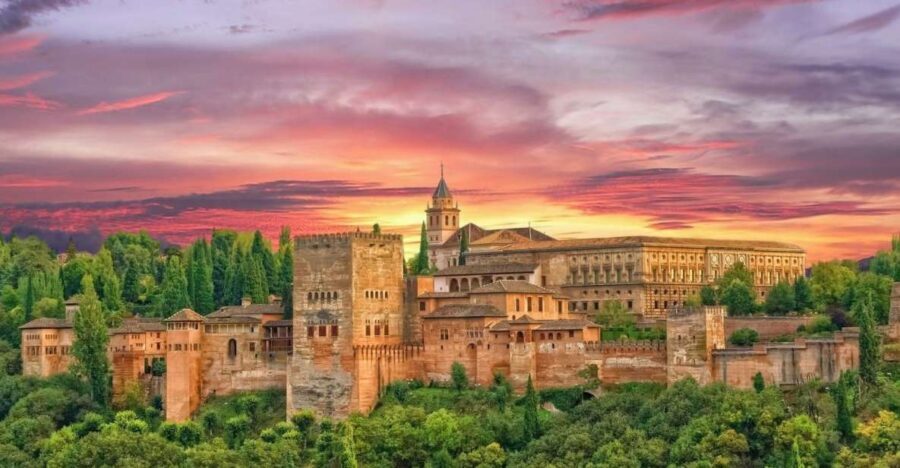 Granada Alhambra and Generalife Gardens Experience Tour - Why This Tour Is Worth Considering