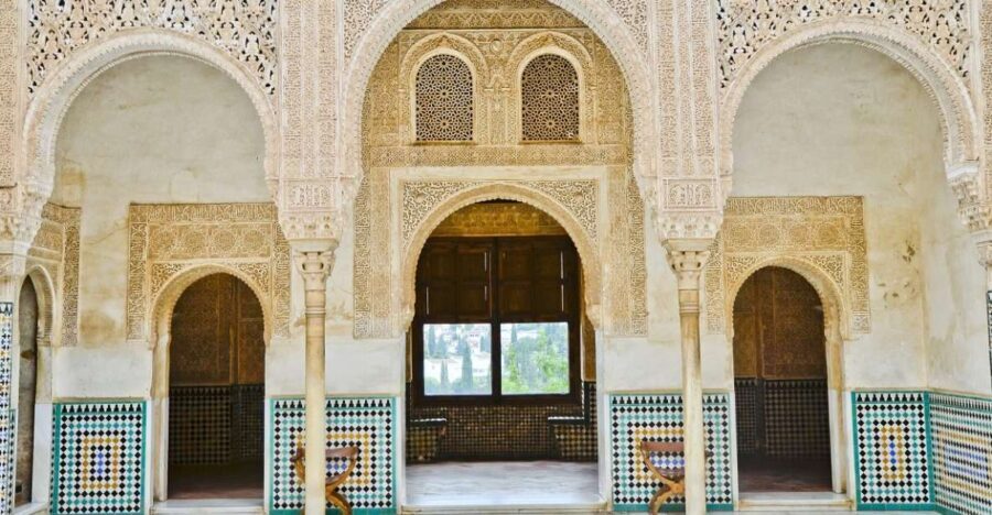 Granada: Alhambra Regular Tour - The Sum Up
