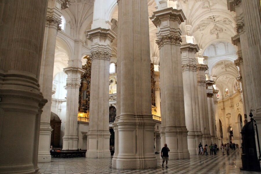 Granada: Royal Chapel and Cathedral Private Tour with ticket - Value and Cost Analysis