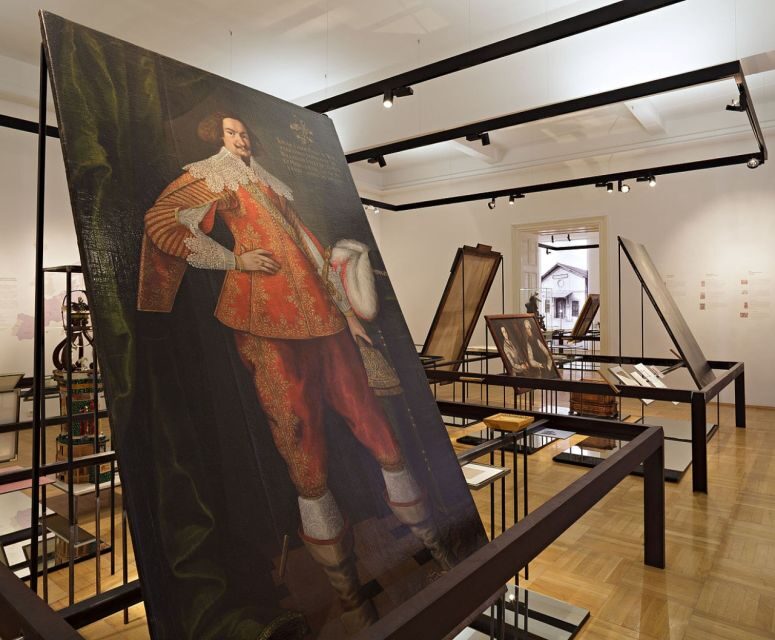 Graz Museum: Private Guided Tour - What to Expect During the Tour