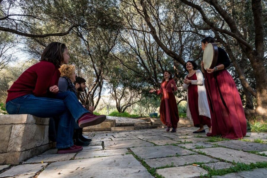 Greek Mythology Storytelling Walk - What’s Included and What You Should Know