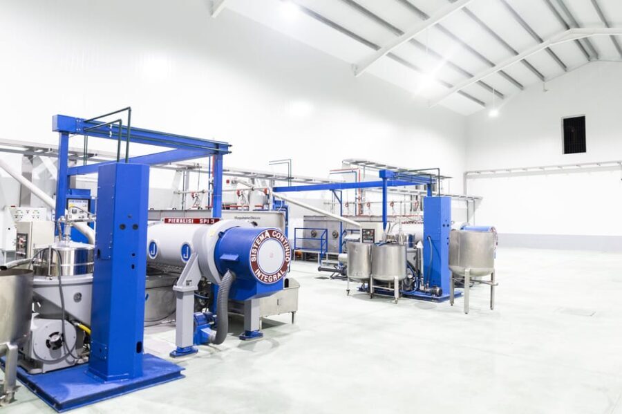 Guided tour and oil tasting at the Aceites Molisur factory - Who Will Love This Tour?