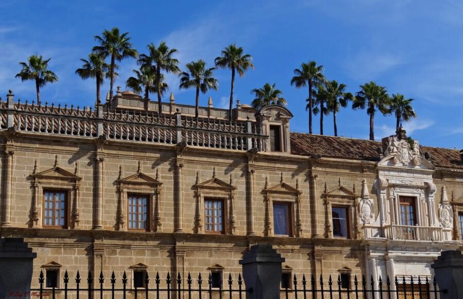 Guided Tour of the Macarena Neighborhood - What to Expect on the Tour