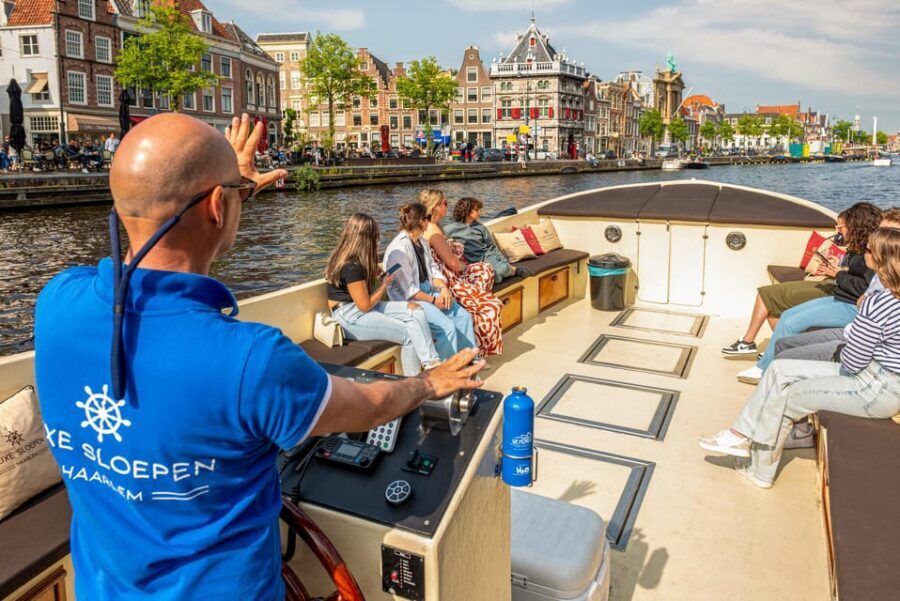 Haarlem: Canal tour + Dutch Windmill de Adriaan tour - The Itinerary in Detail