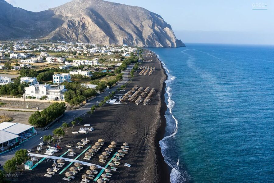 Half-Day Private Experience to Santorini Beach - Who Is This Tour Best For?
