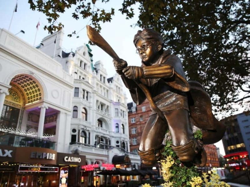 Harry Potter in full in Spanish all over London! - Who Will Love This Tour?