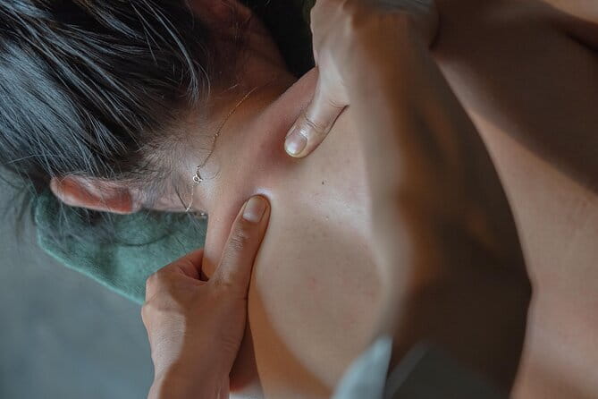 Head, Back and Shoulder Massage in Phnom Penh - Key Points