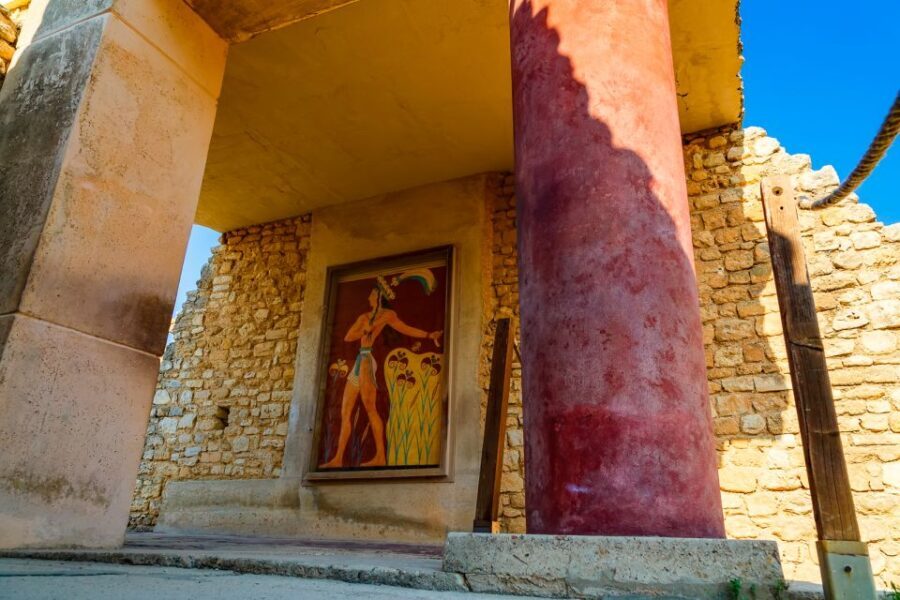 Heraklion: Archeological Museum of Heraklion Entrance & Tour - Authenticity and Practical Tips