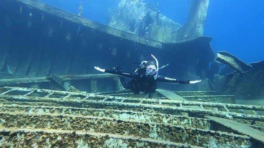 Heraklion: Scuba Diving trip for certified divers - The Journey and the Scenery