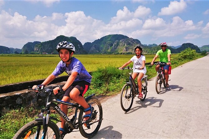 Hidden Ninh Binh Luxury Full Day Group Tour (Tam Coc - Hoa Lu) - Exploring Ninh Binh with Ease