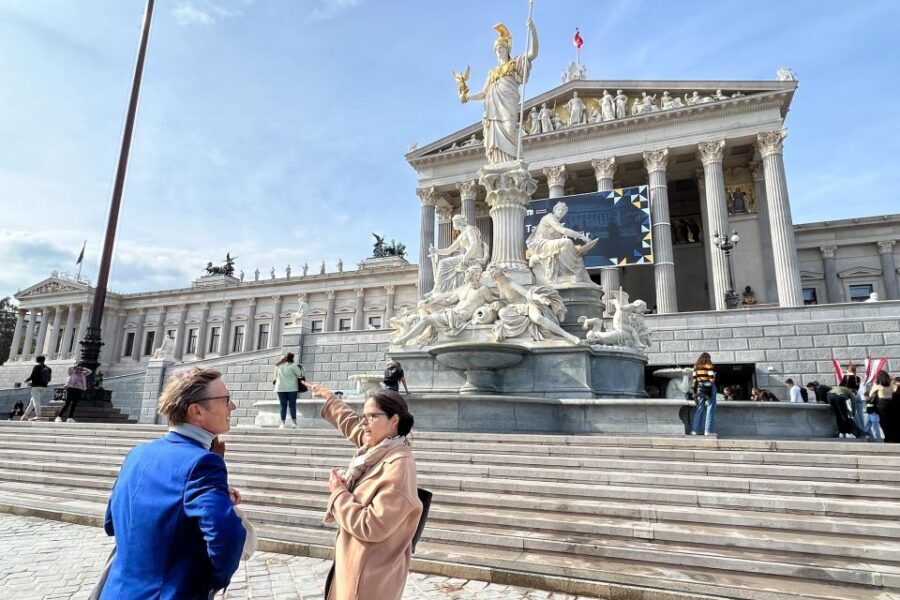 Highlights of Vienna with Cathedral, Private Walking Tour - What makes this tour stand out?