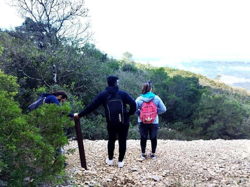 Hiking Tour to the highest point of Arrábida Mountain - An Authentic Journey into Arrábidas Natural Splendor