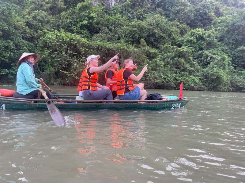 Hoa Lu Ancient Capital - Mua Cave & Tam Coc Boat Trip - Key Points