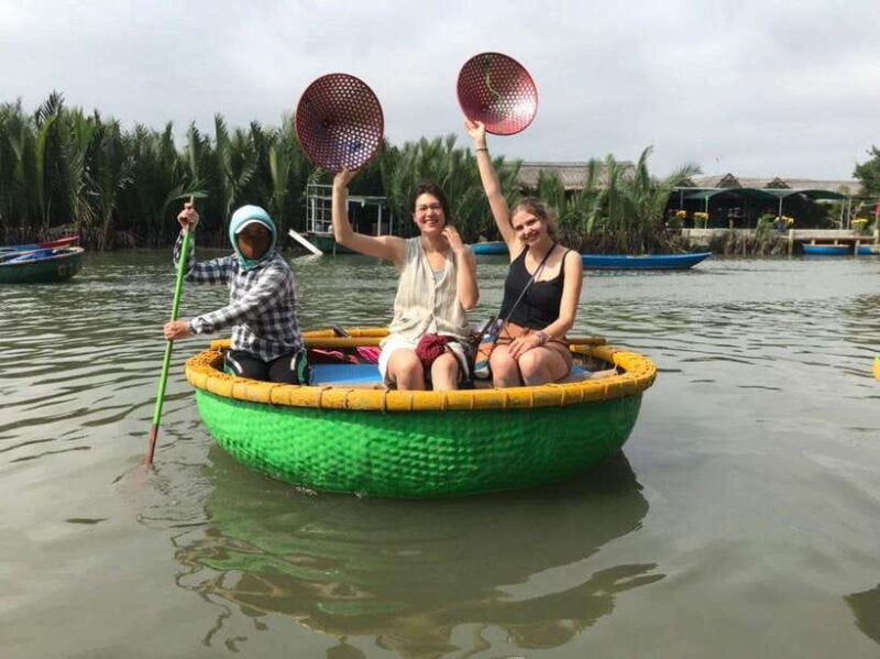 Hoi An : Eco Bicycle Tour with Basket Boat Ride and Lunch - Key Points: