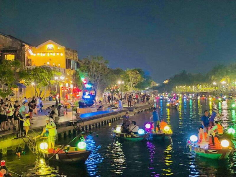 Hoi An: Hoai River Boat Ride with Flower Lantern Release - Key Points