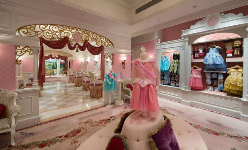 Hong Kong Disneyland: Bibbidi Bobbidi Boutique Package - Key Points