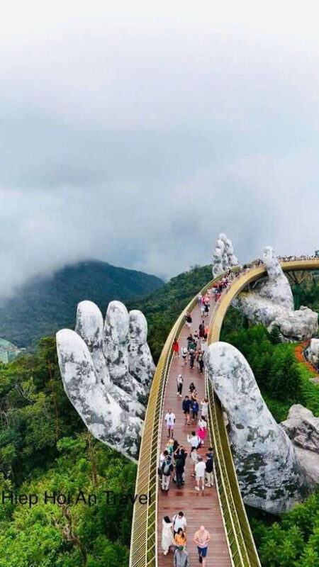 Hue Transfer to/From Hoi An Via Hai Van Pass & Golden Bridge - Key Points