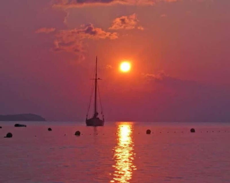 Ibiza: Sunset Private Sailboat with Tapas & Premim Open Bar - The Scenic Stops and Why They Matter
