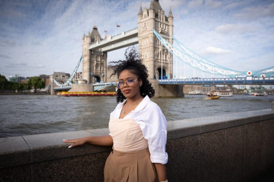 Iconic London Portraits Tour with Expert Local Photographer - Practical Details: What You Need to Know