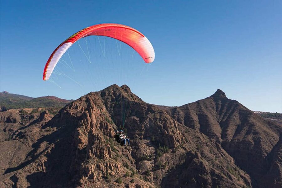 Ifonche: Paragliding mid-mountain flight (1000m) - Who Will Love This?