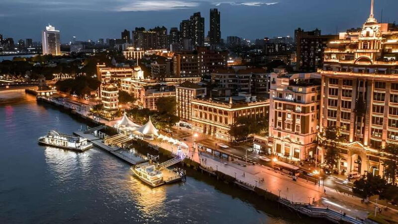 "Impressions of Guangzhou" Cultural Double-Decker Bus - Key Points