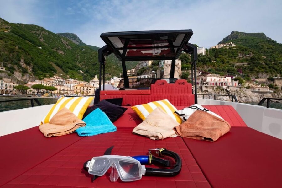 Island of Capri | Private boat tour - The Practical Details