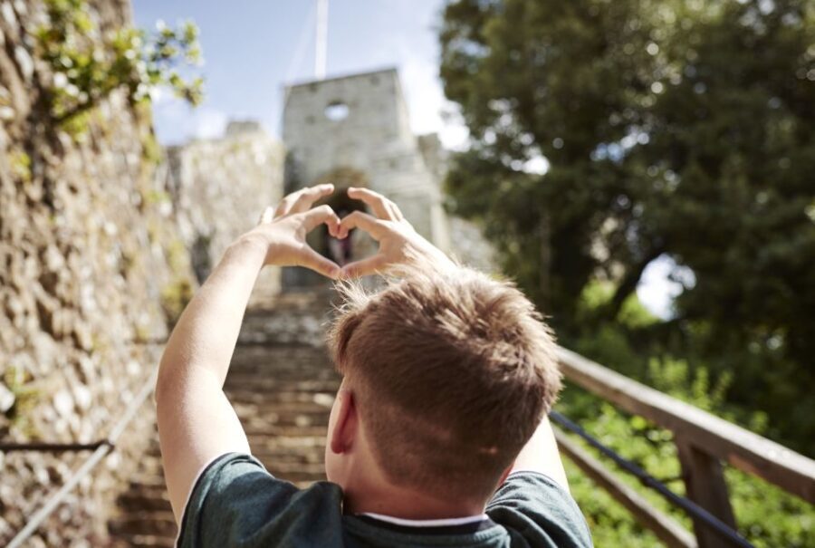 Isle of Wight: Carisbrooke Castle Entry Ticket - Authentic Experiences and Genuine Impressions