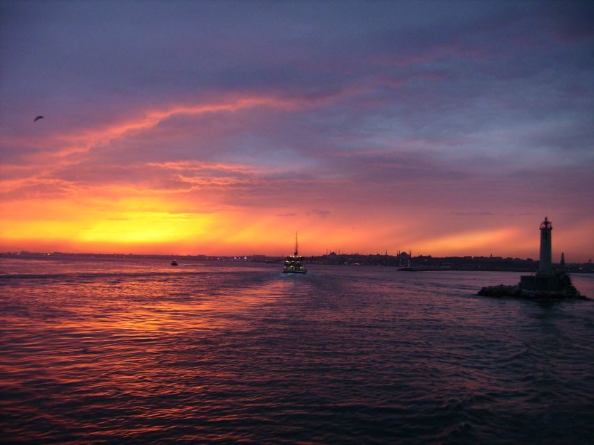 Istanbul: Afternoon Bosphorus Cruise and Spice Bazaar Tour - What to Expect at Each Stop