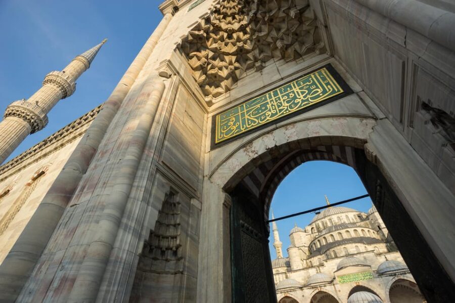 Istanbul: Bespoke Tour with Guide and Skip-the-Line Entries - What Makes This Tour Stand Out?