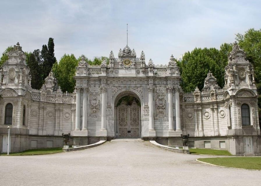 Istanbul Combo: Hagia Sophia Museum & Dolmabahce Palace - Why This Combo Works Well