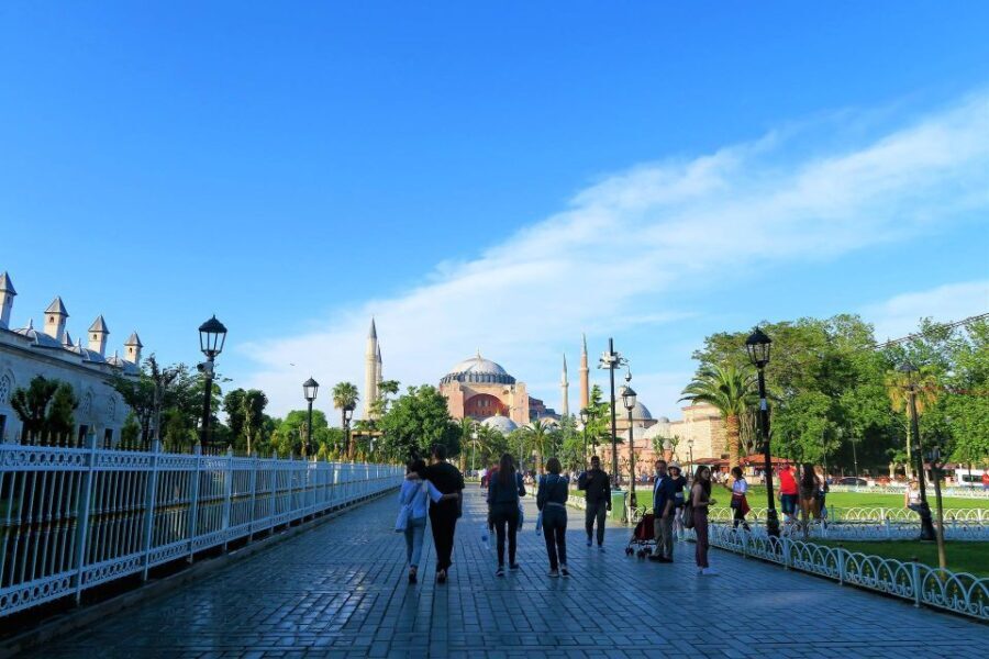 Istanbul: Full-Day History Tour with Lunch - Practical Details and Value