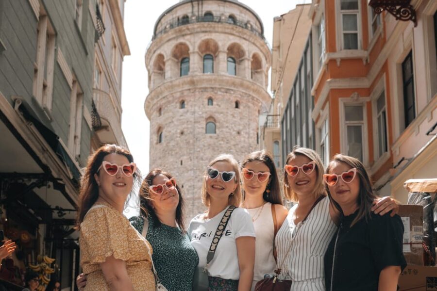 Istanbul: Galata Tower, Bosphorus & Hidden Gems Photo Shoot - What to Expect from Your Photoshoot
