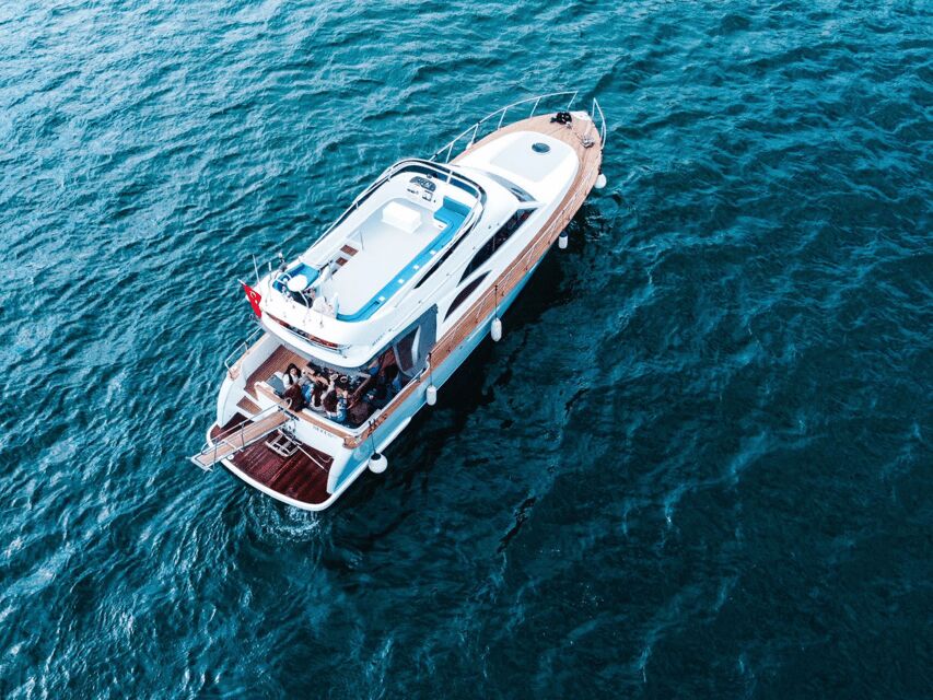 Istanbul: Private Bosphorus Tour On Luxury Yacht - What to Expect on the Tour