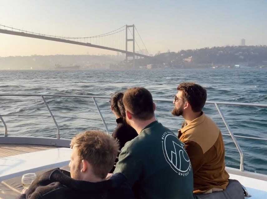 Istanbul: Small Group Yacht Tour with Unlimited Wine - What Makes This Tour Stand Out?