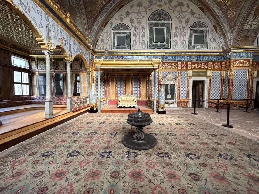 Istanbul: Topkapi Palace & Harem Museum Ticket & Audio Guide - The Practicalities: Cost, Duration, and Value