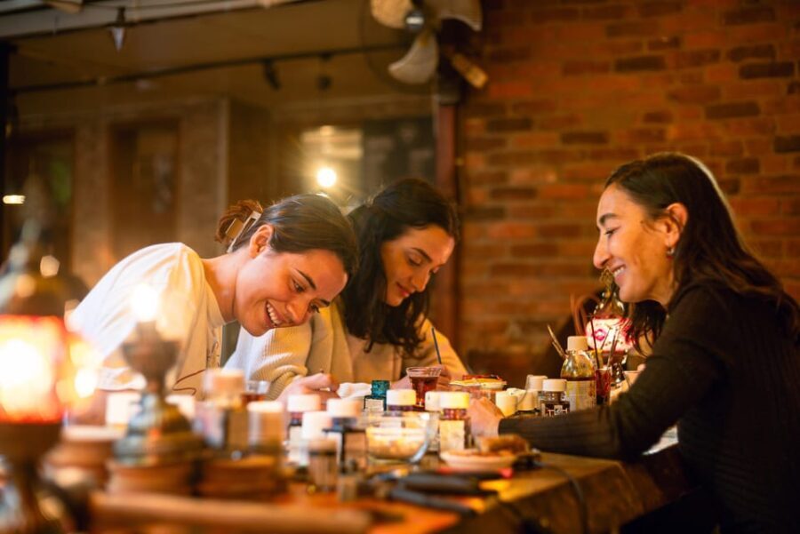 Istanbul: Traditional Stained Glass Painting Workshop - What the Experience Looks Like