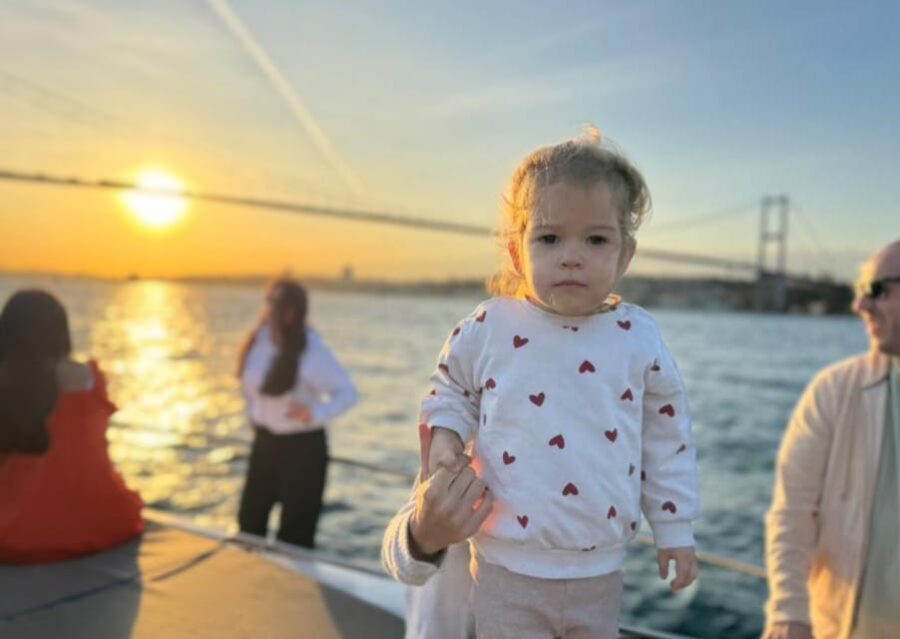 Istanbul:Golden Horn&Bosphorus Sunset Cruise on Luxury Yacht - Detailed Breakdown of the Itinerary