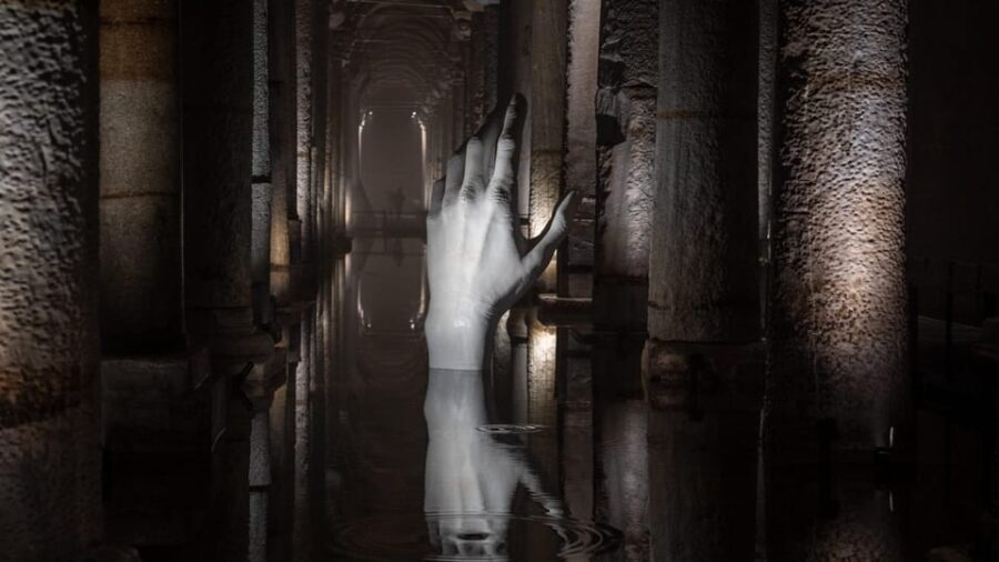 Istanbul's Exclusive Duo: Basilica Cistern & Topkap Palace - What Makes This Tour Stand Out?