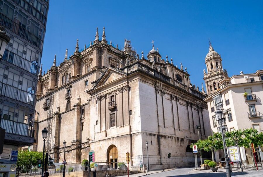 Jaén night tour: legends and mysteries - What Makes This Tour Stand Out?