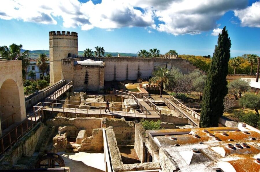 Jerez: City Guided Tour and the Alcazar - A Practical, In-Depth Look at the Tour