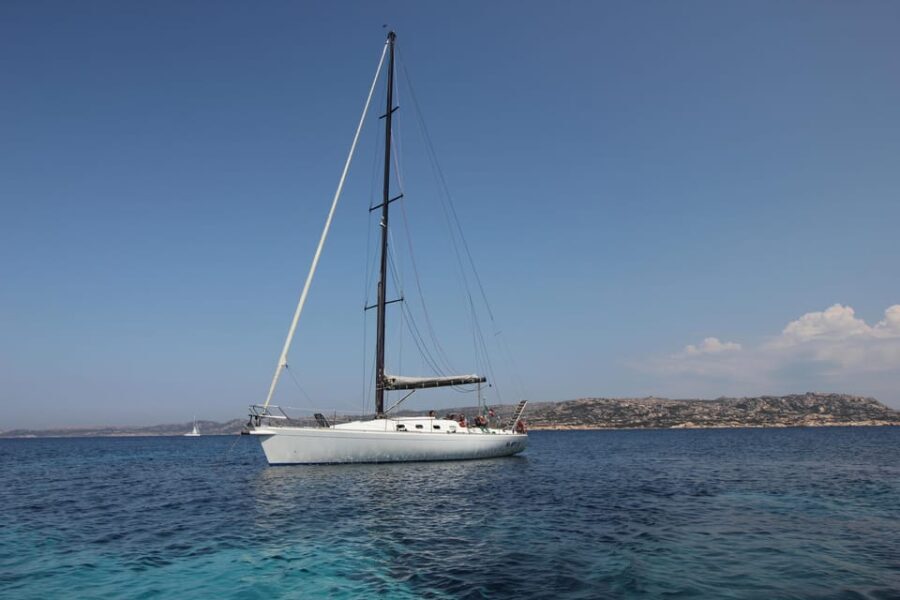 Join us for real sailing experience in Maddalena archipelago - An Overview of the Experience