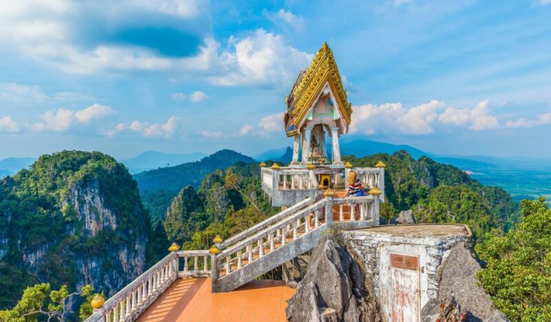 Kanchanaburi: Sightseeing Tour with Amphawa Market - Key Points