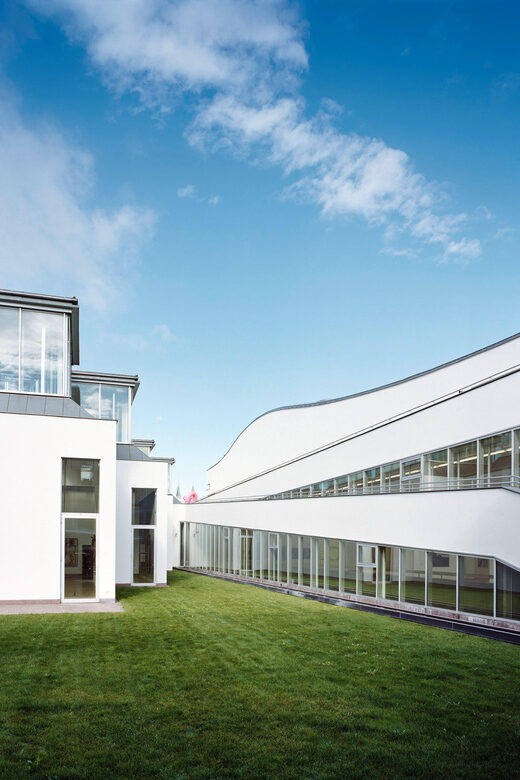 Klosterneuburg: Albertina Entry Ticket - The Building and Location