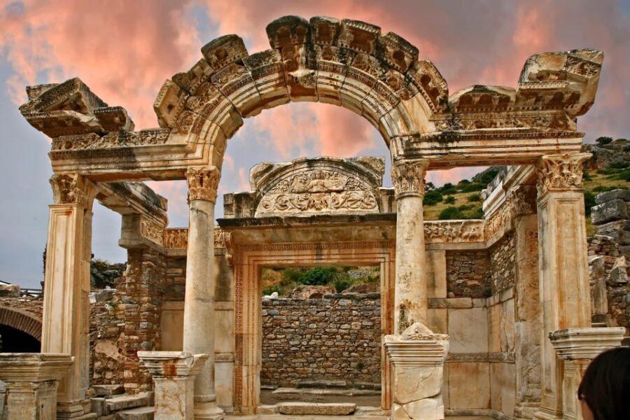 Kusadasi: Ephesus Ancient City, Ceramic Workshop & Shopping - Visiting the Ceramic Workshop: Artistry in Action