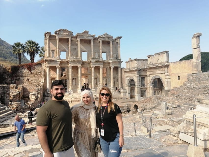 Kusadasi: EPHESUS PRIVATE PORT TOUR FOR CRUISES-SAVE TIME - Walking the Streets of Ephesus