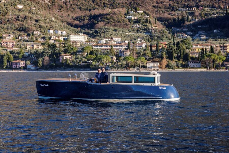 Lake Garda tour with onboard aperitif 4 hours - An In-Depth Look at the Lake Garda Water Taxi Tour